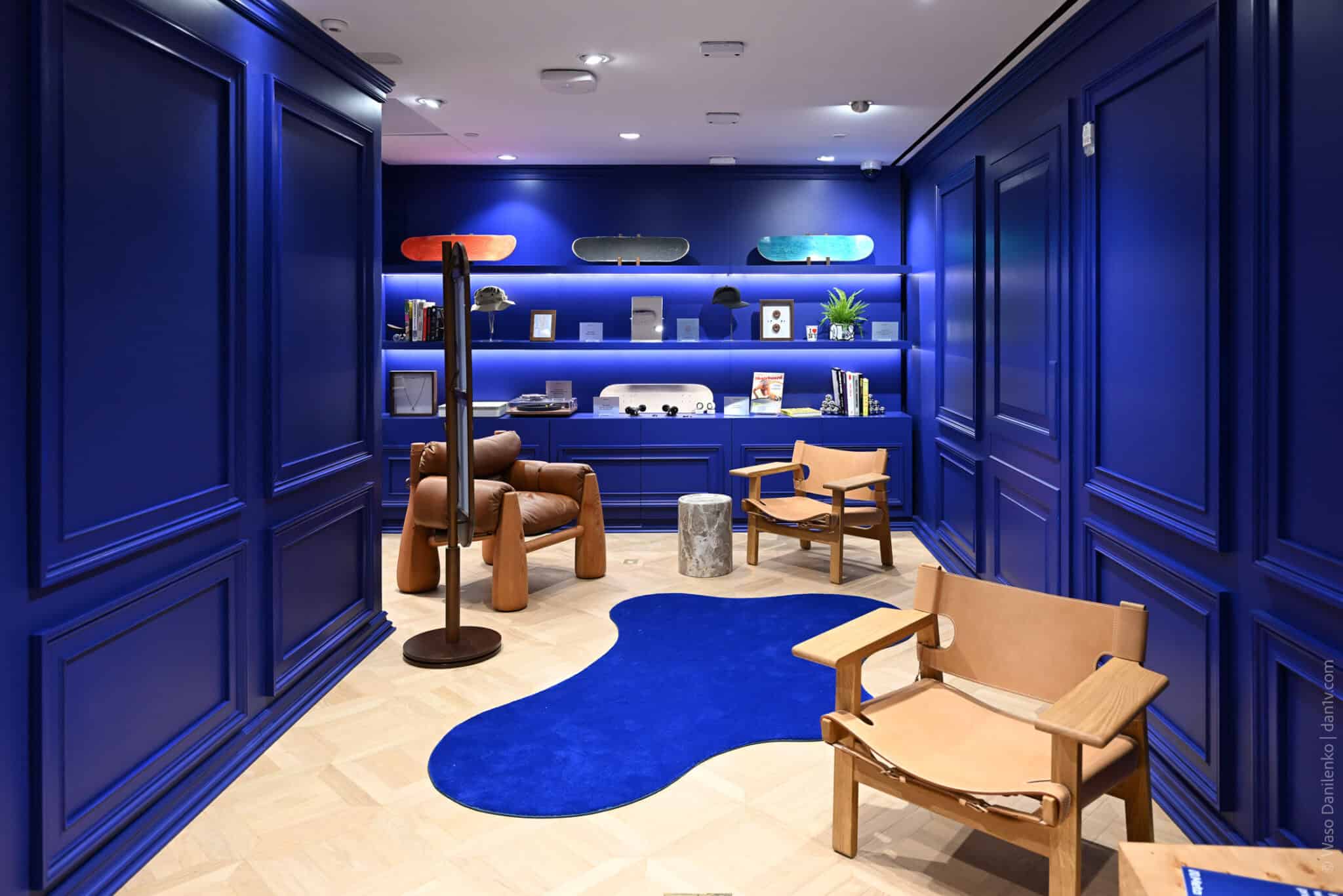 Meta Lab Pop-Up Store on Fifth Avenue - NYC-MAP.COM